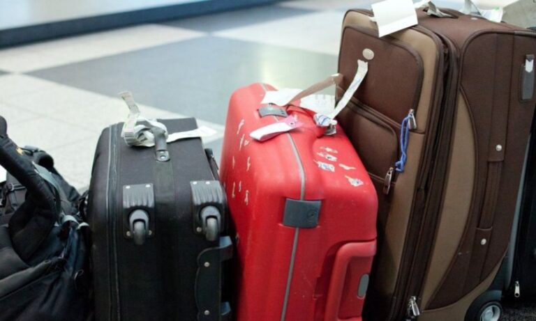 Cathay Pacific Baggage Allowance Policy, Carry on Size Limit