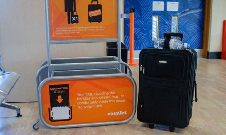 EasyJet Baggage Allowance, Carry on & Hold luggage size 2024